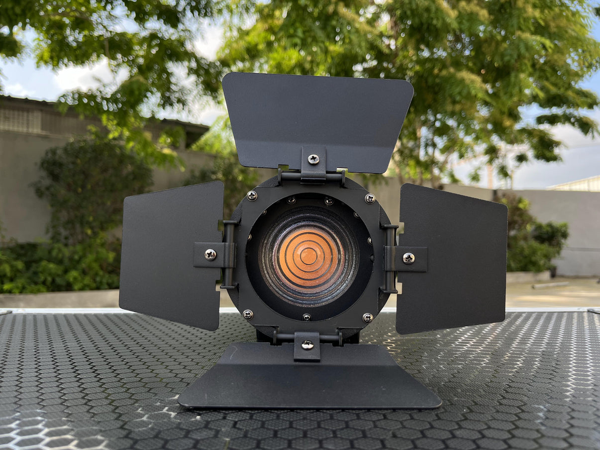 Mini Fresnel – Mitek Light